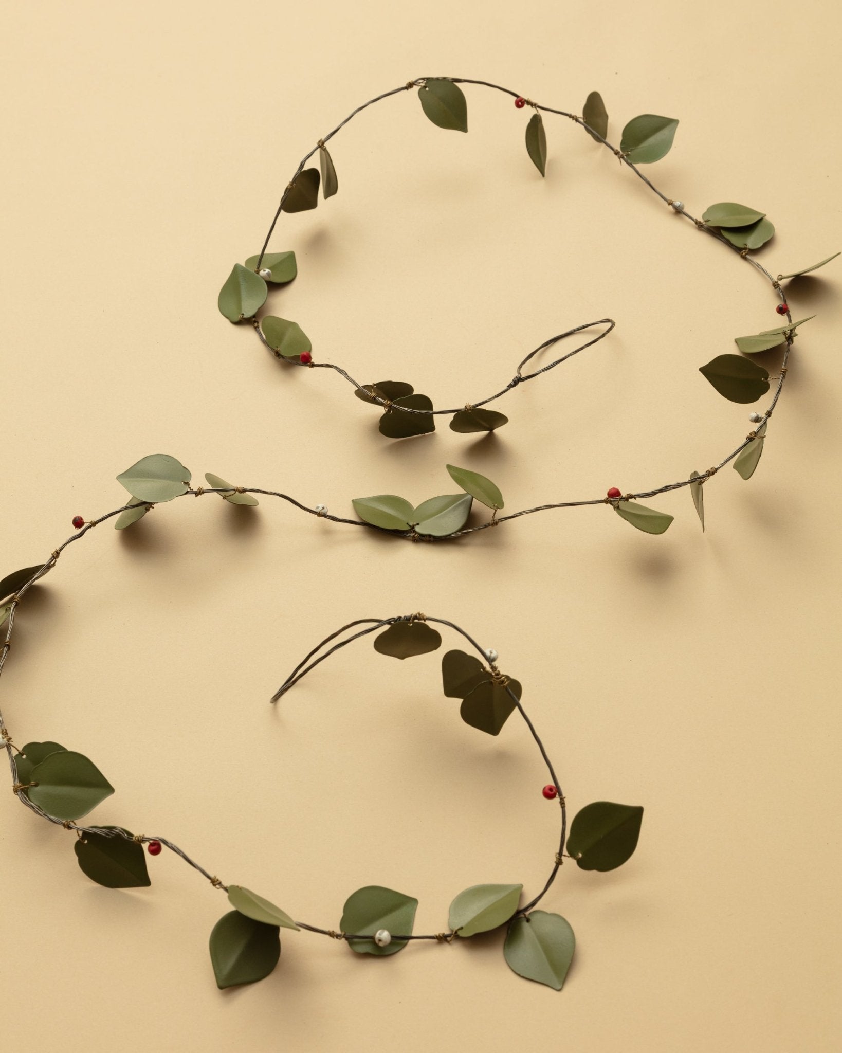 72"L Metal & Wire Leaf Garland – Lone Fox