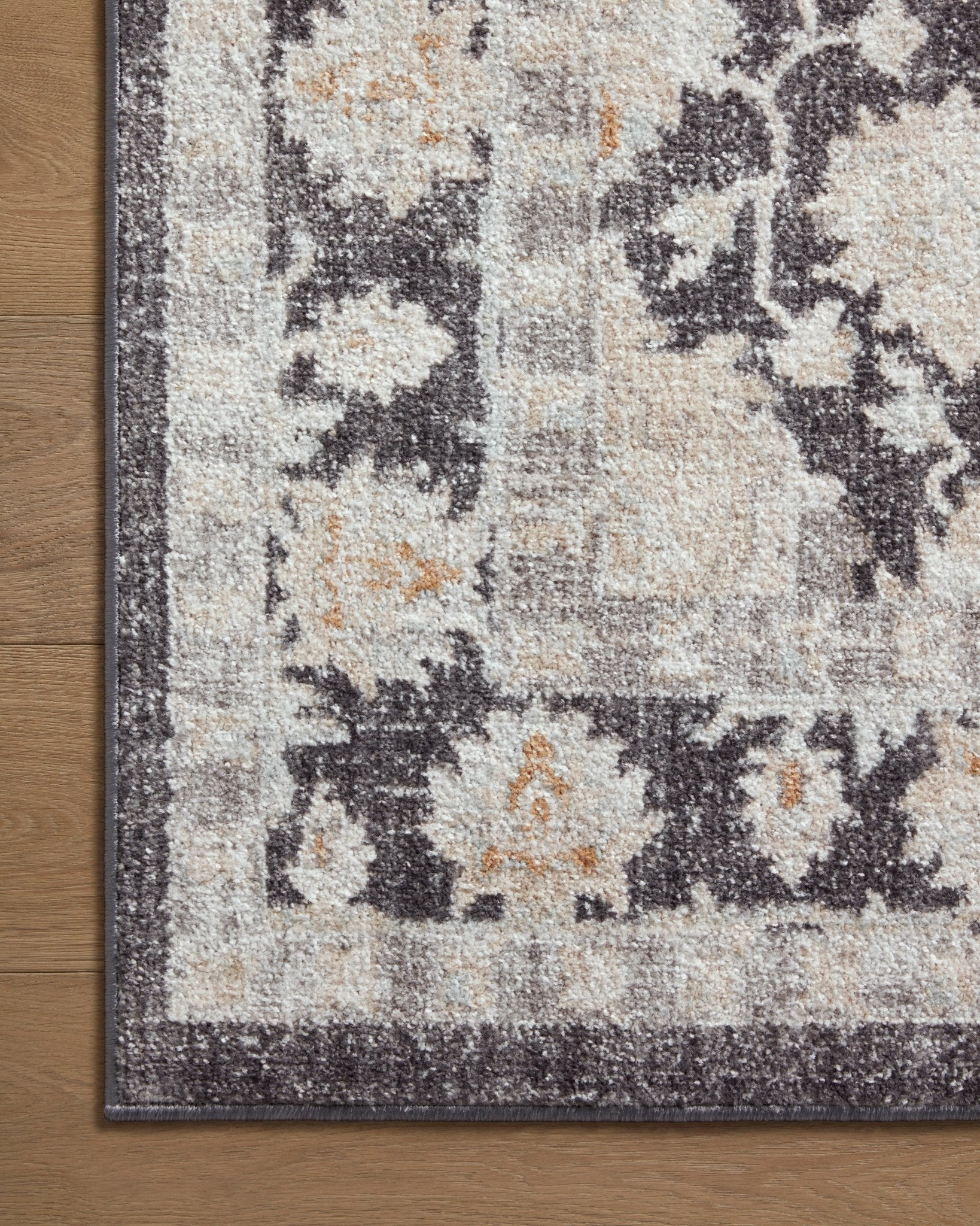 Aylin Rug – Lone Fox